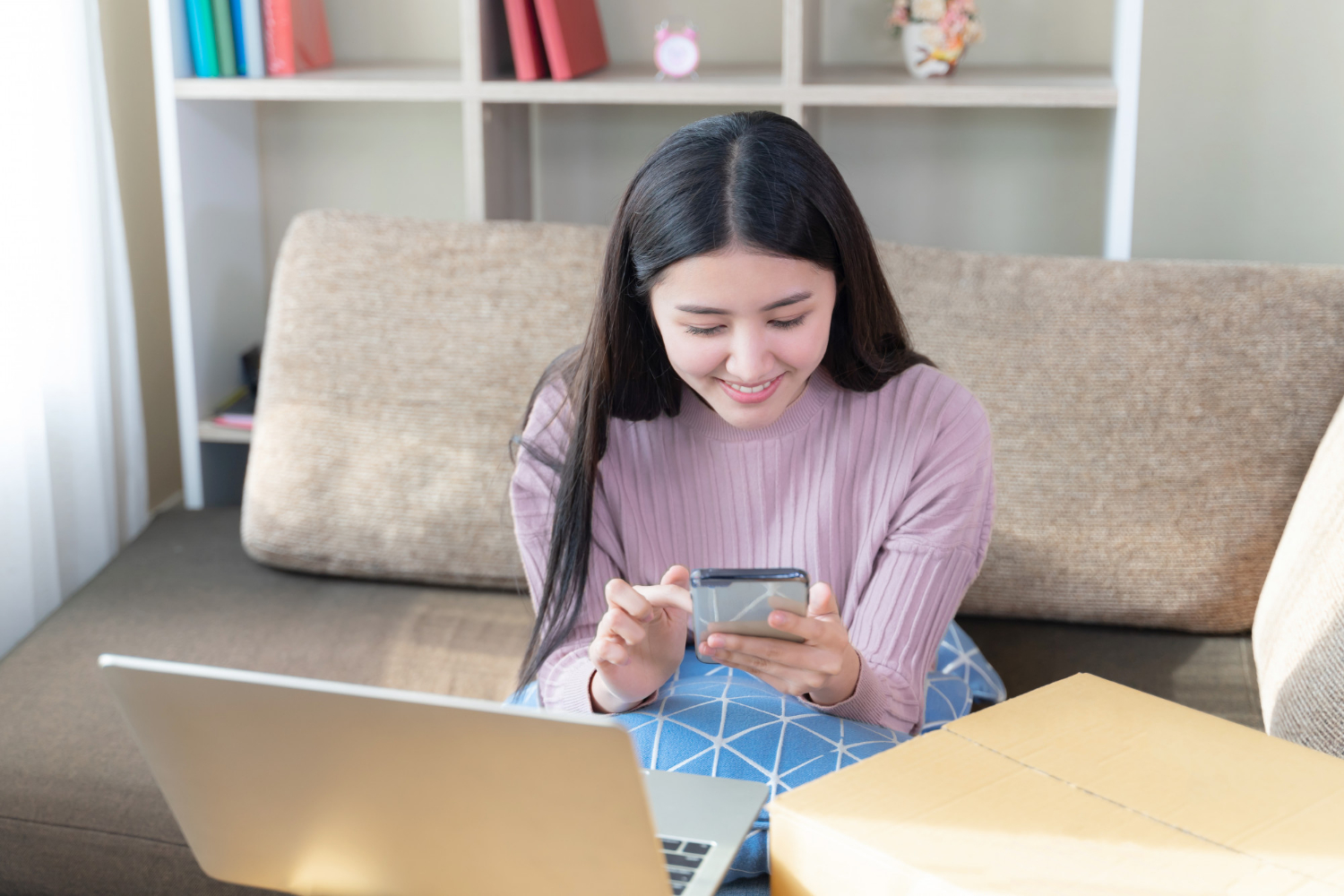 Chinese Consumer Behavior: What Makes them Click and Buy? Chinese Consumer Behavior: What Makes them Click and Buy?
